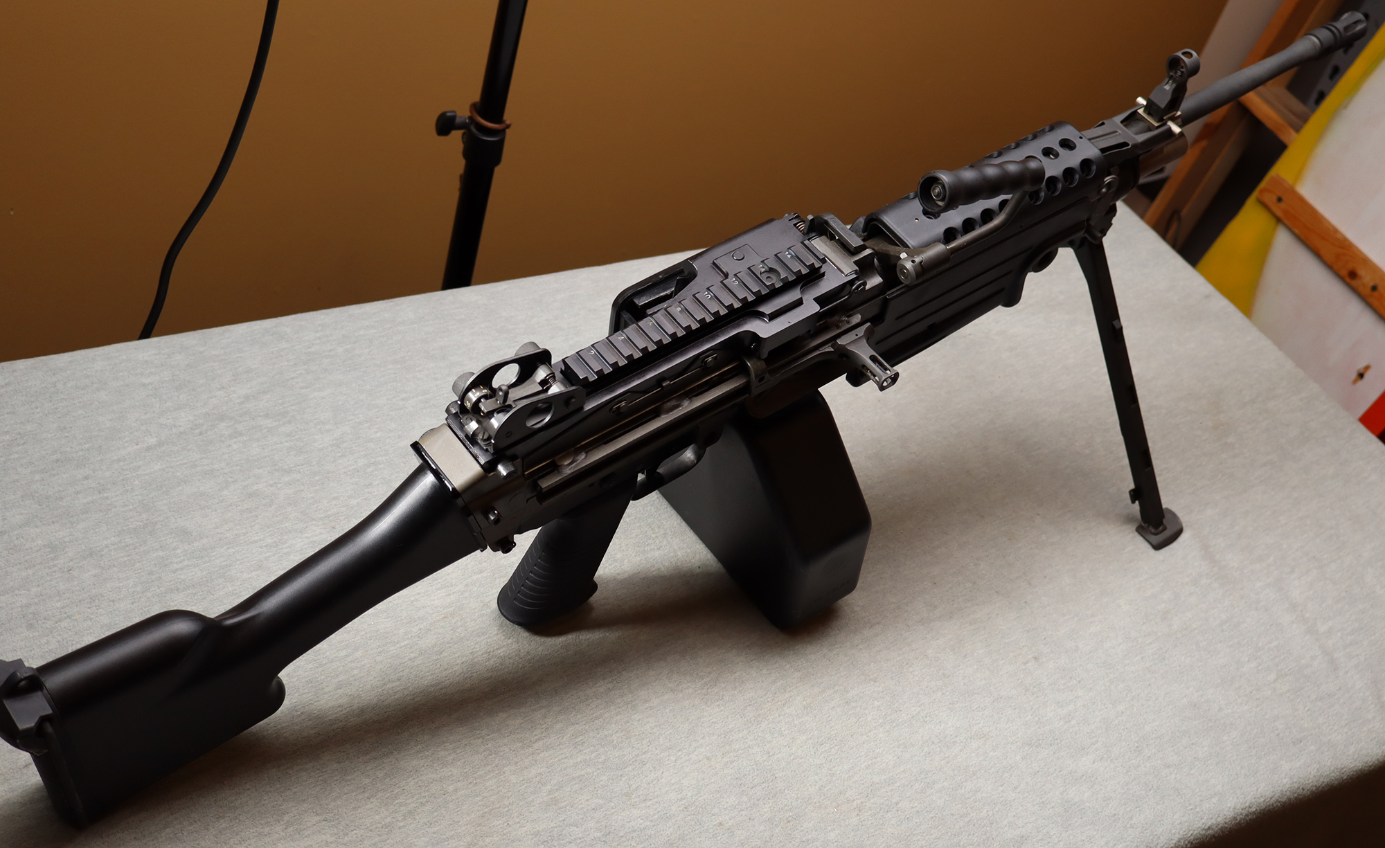 FN ~ M249S ~ 5.56 NATO | Bass Pro Shops